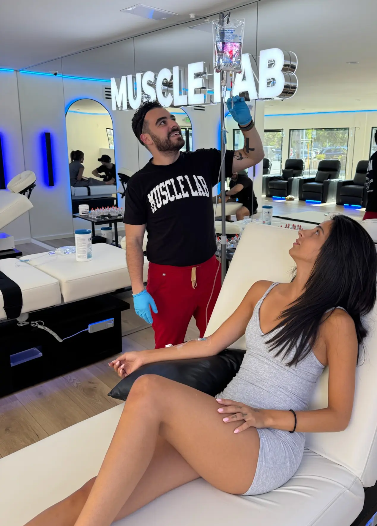 IV Therapy in Los Angeles: Booking, Benefits, & FAQ