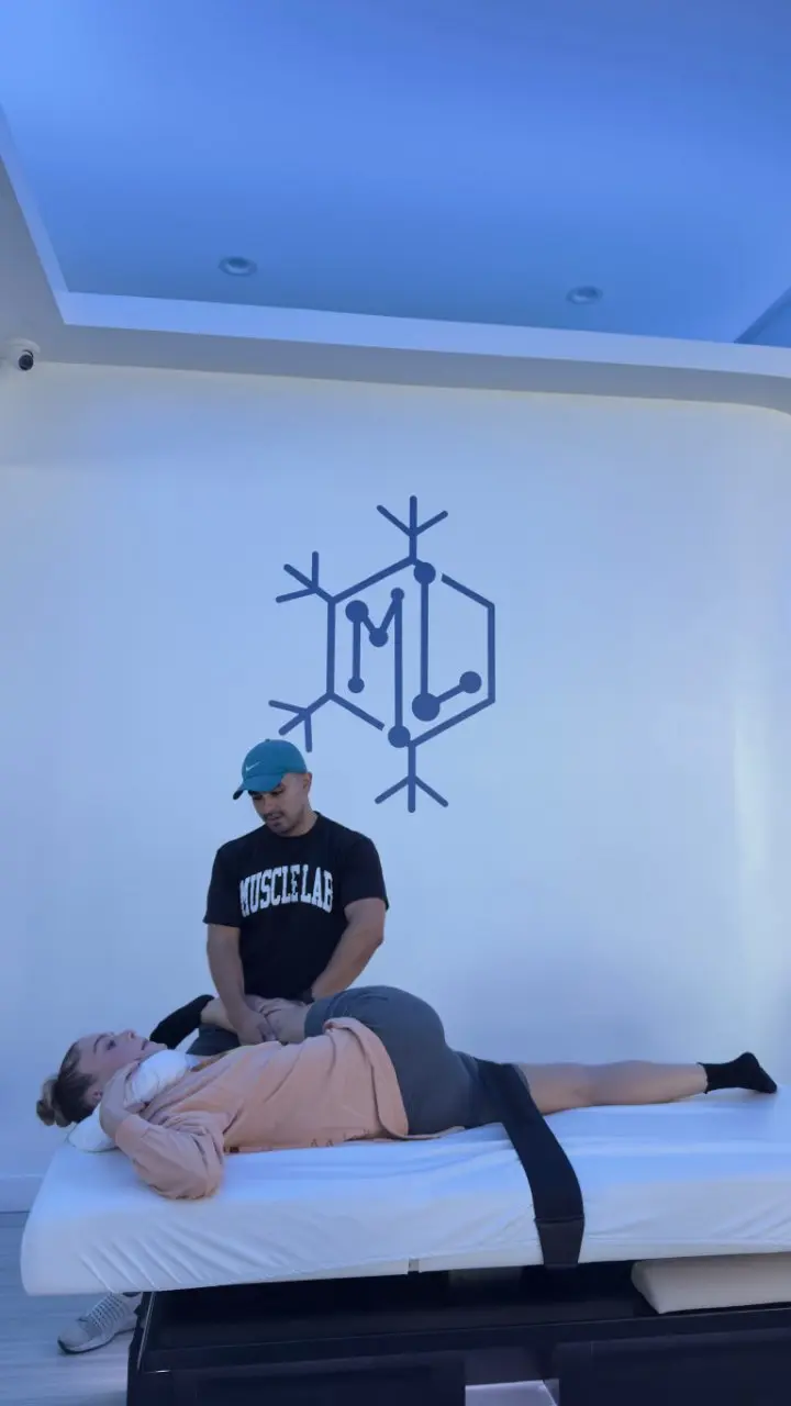 Stretch Therapy in Los Angeles: Booking, Benefits, & FAQ